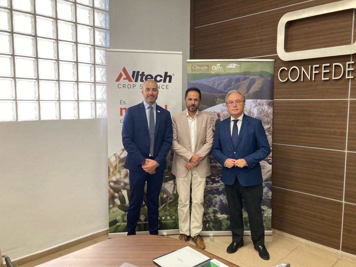 Alltech Crop Science e Olipe firmam acordo para promover a sustentabilidade dos olivais de Los ...